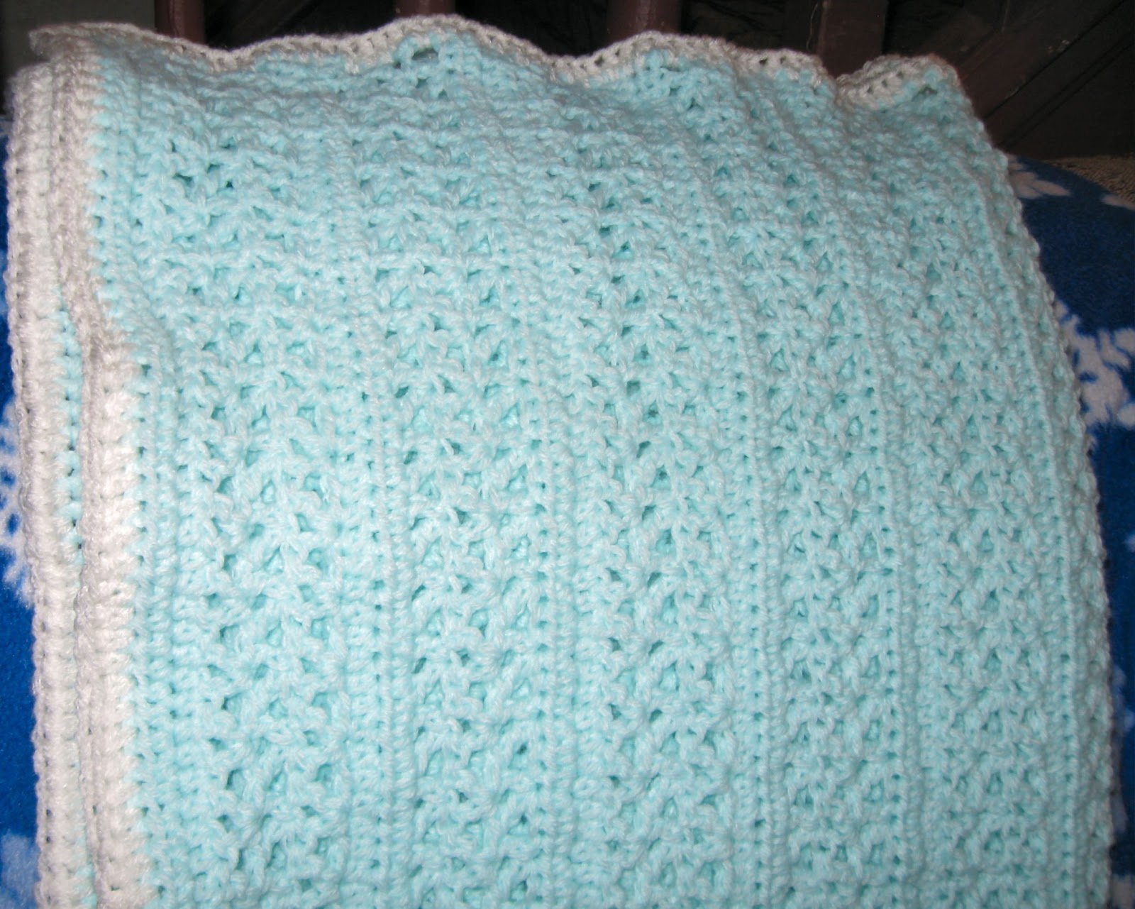 Rachel's Ramblings: Vertical Lattice Baby Blanket