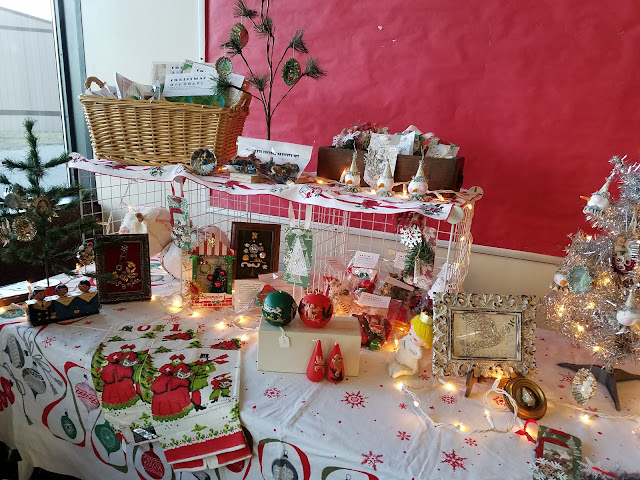 My Christmas craft booth