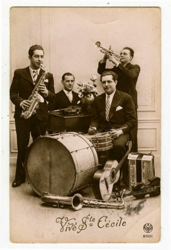 Ephemera: Drums Forward (c.1930)