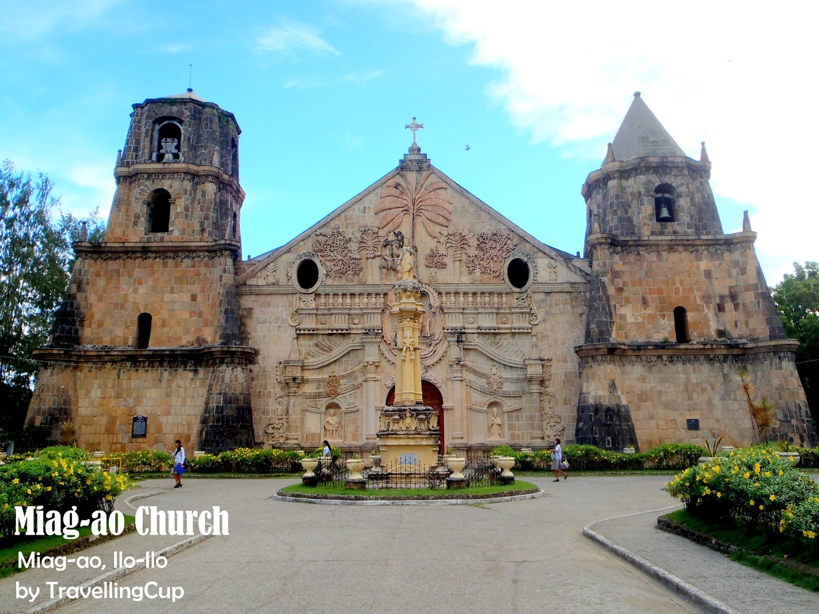 Miag-ao Church | What to Visit in Ilo-Ilo