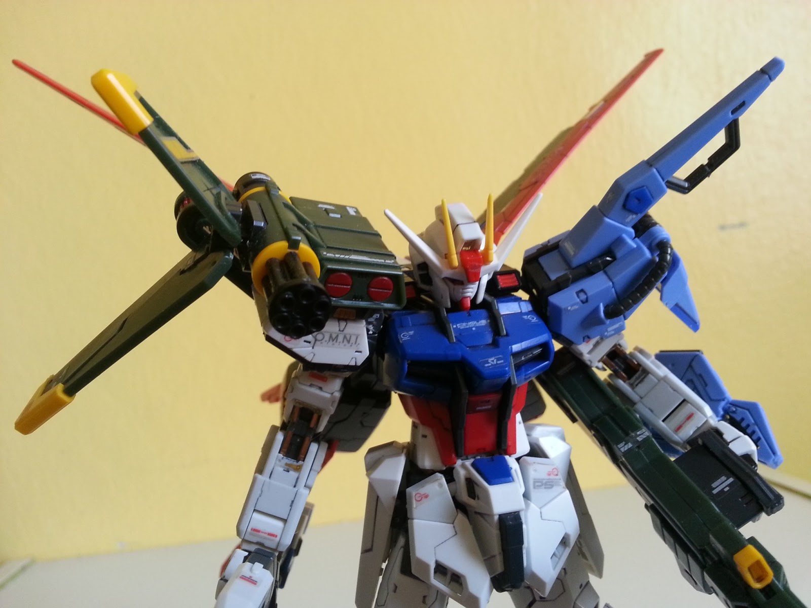 Lightning Quantum's Base: Review: RG 1/144 Lancher Strike / Sword ...