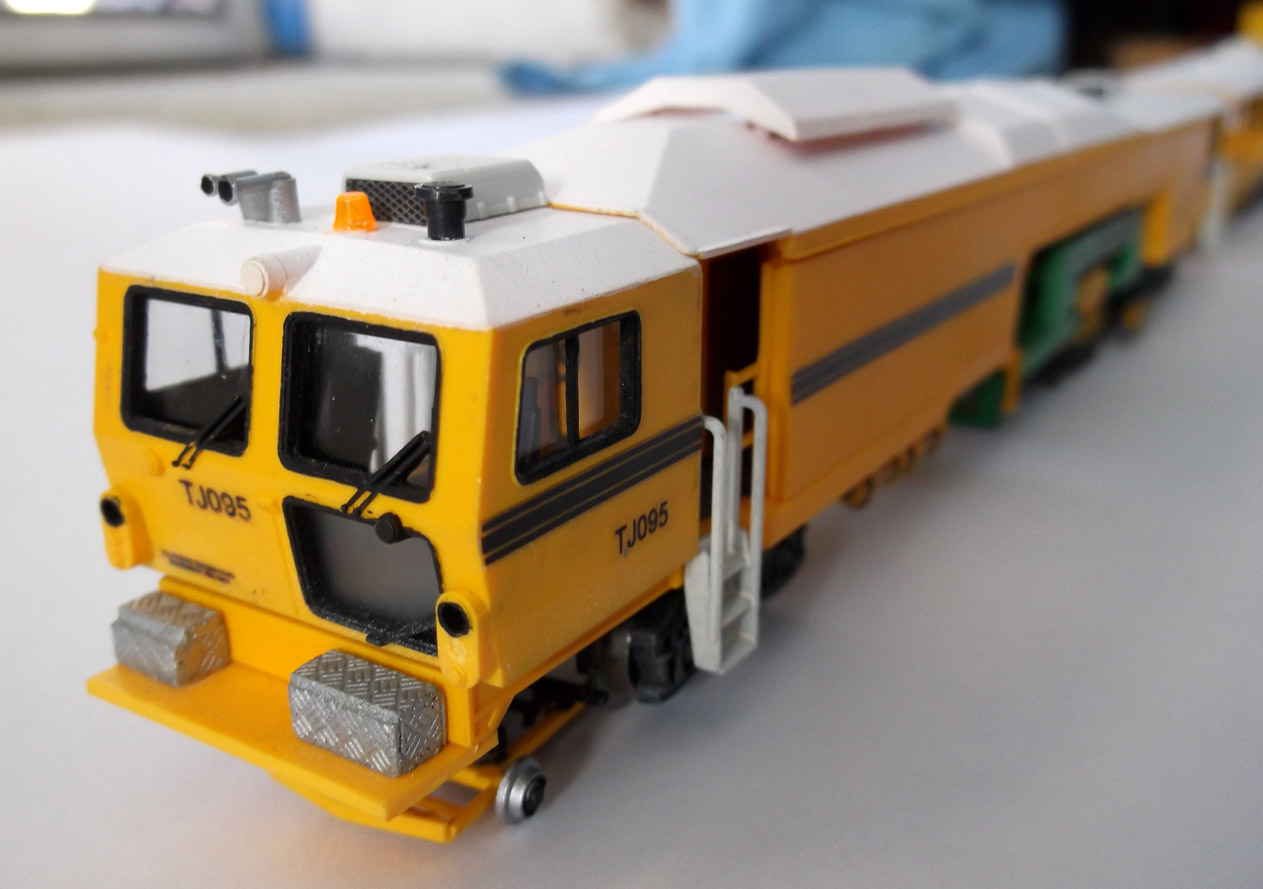 Modelling Cronulla in HO Scale: StateRail/Railcorp Track vehicles