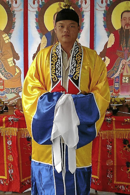 Xing Fu: TAOIST PRIESTS IN THE 21ST CENTURY