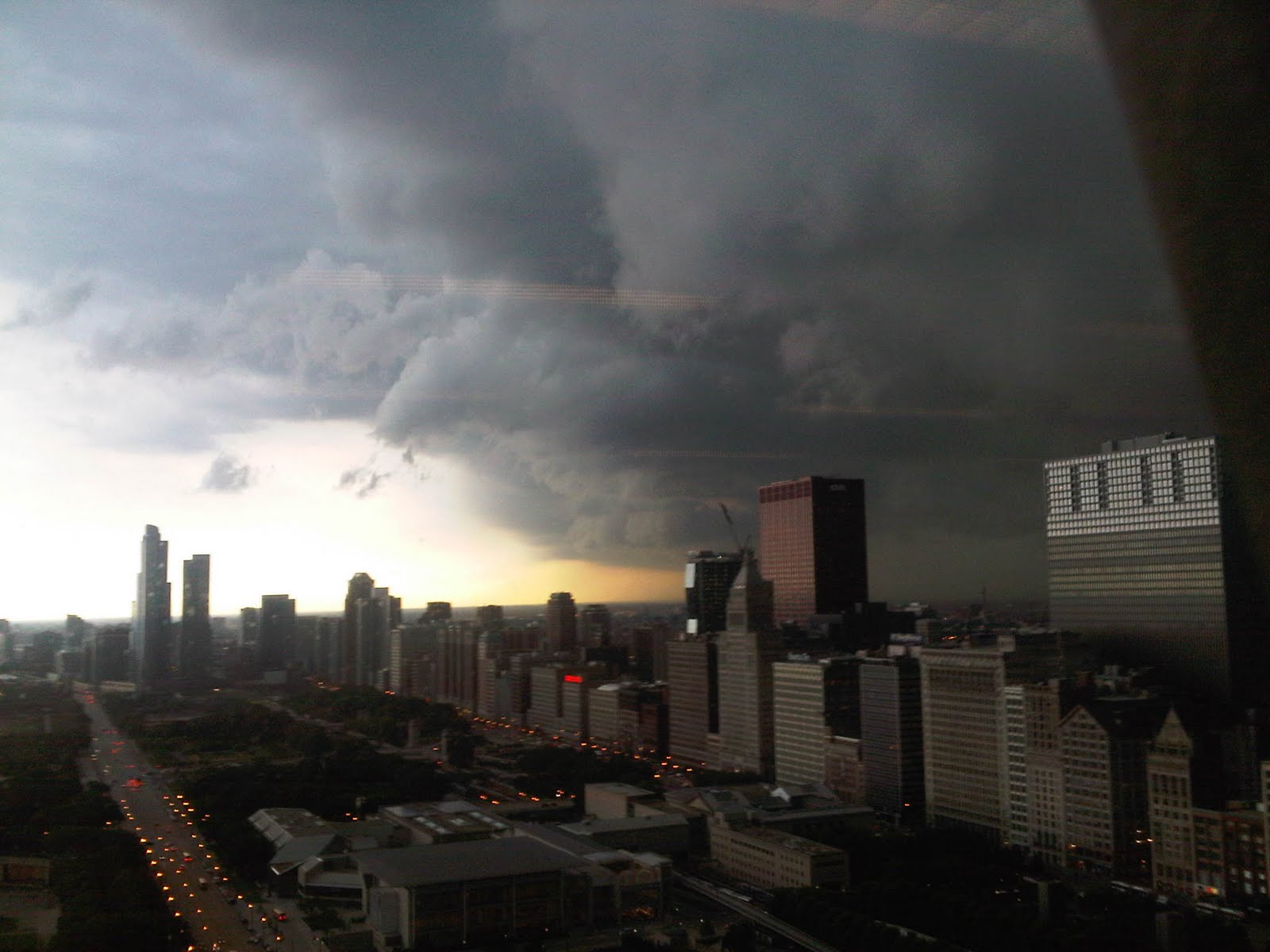 The Weather Centre: Chicago Storms 7/22/11