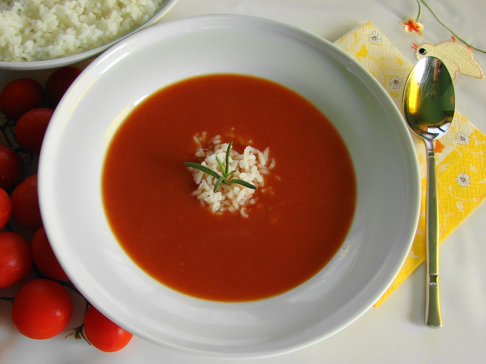 Szatmár népi ételei: Paradicsomleves rizzsel