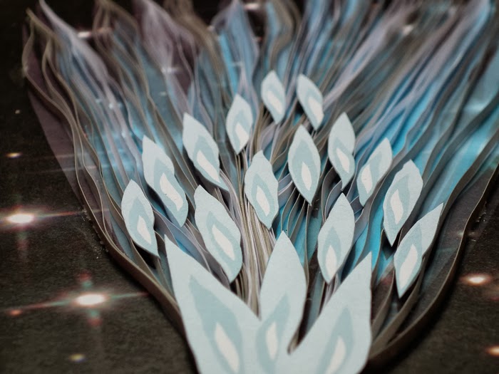 Yakawonis: Comet paper art