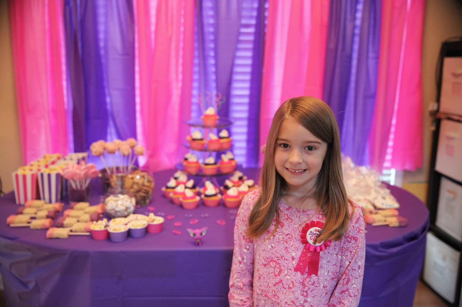 It's Fun 4 Me!: Girls Painting 8th Birthday Party