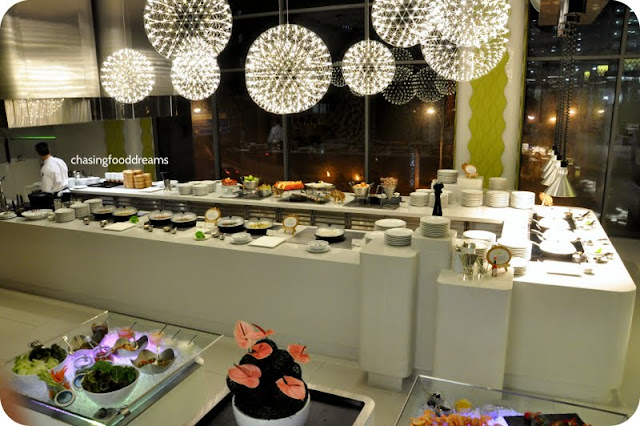 CHASING FOOD DREAMS: NOOK, Aloft Kuala Lumpur Sentral: A Futuristic ...