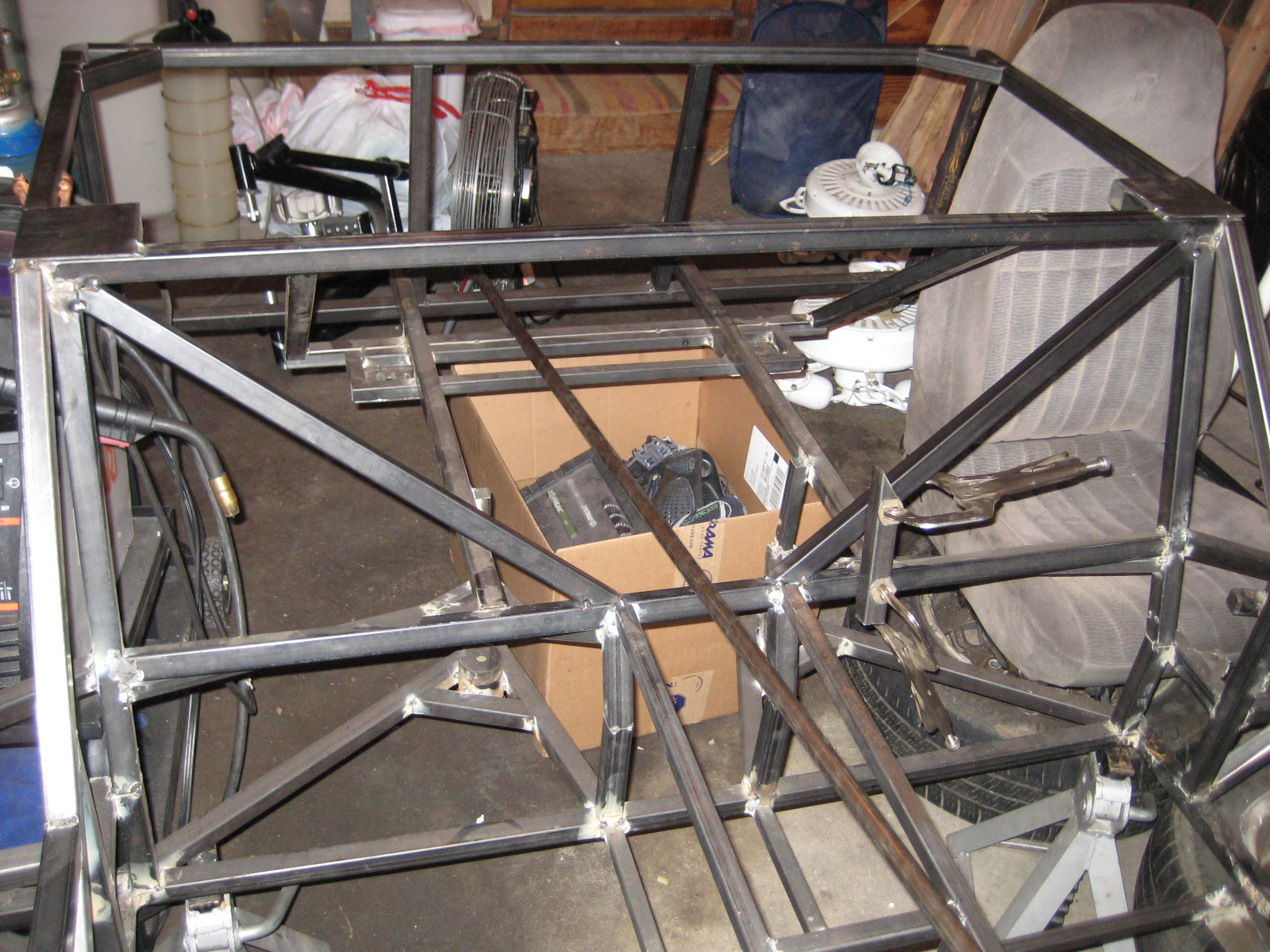 The 'Stinky' bmw Locost: D85-86: Frame Supports & Ride the Rockies