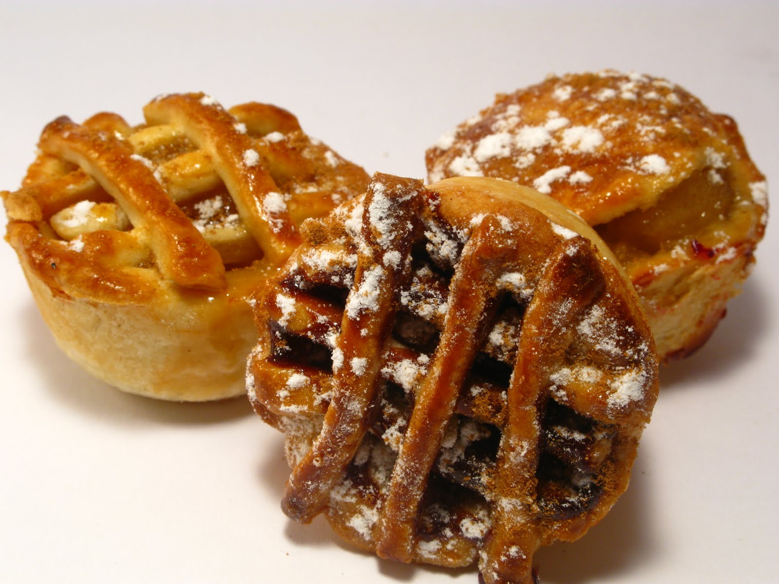 Aprendiendo a cocinar cupcakes y más ....: + Pastelillos ...