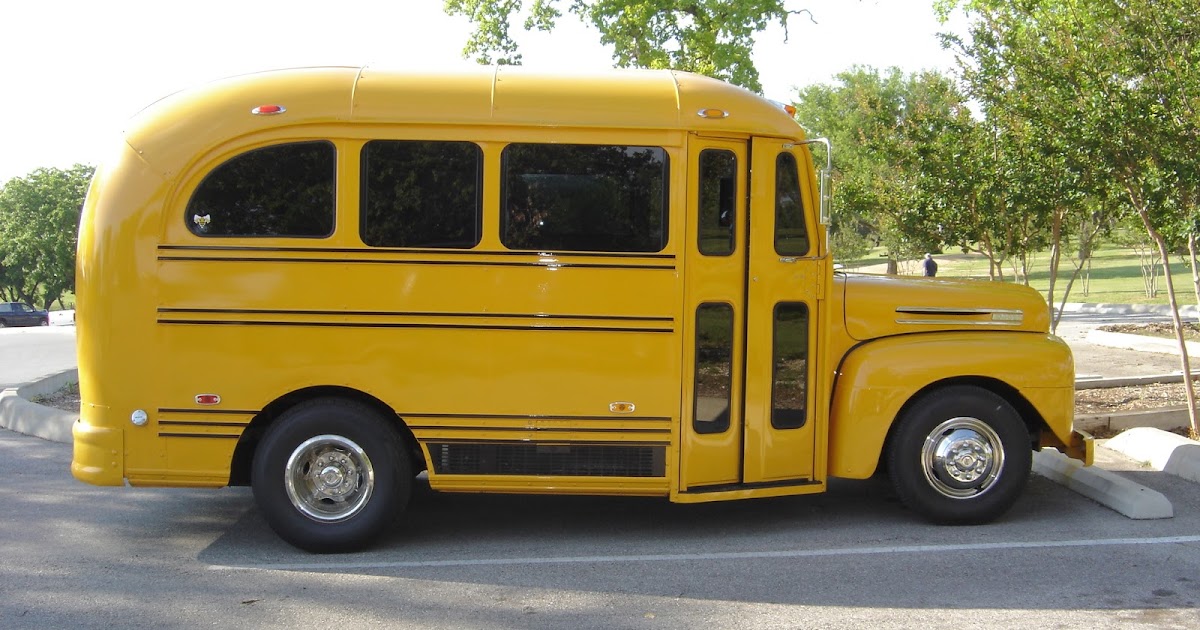 Wishes and Wonders: Decorate a School Bus Game