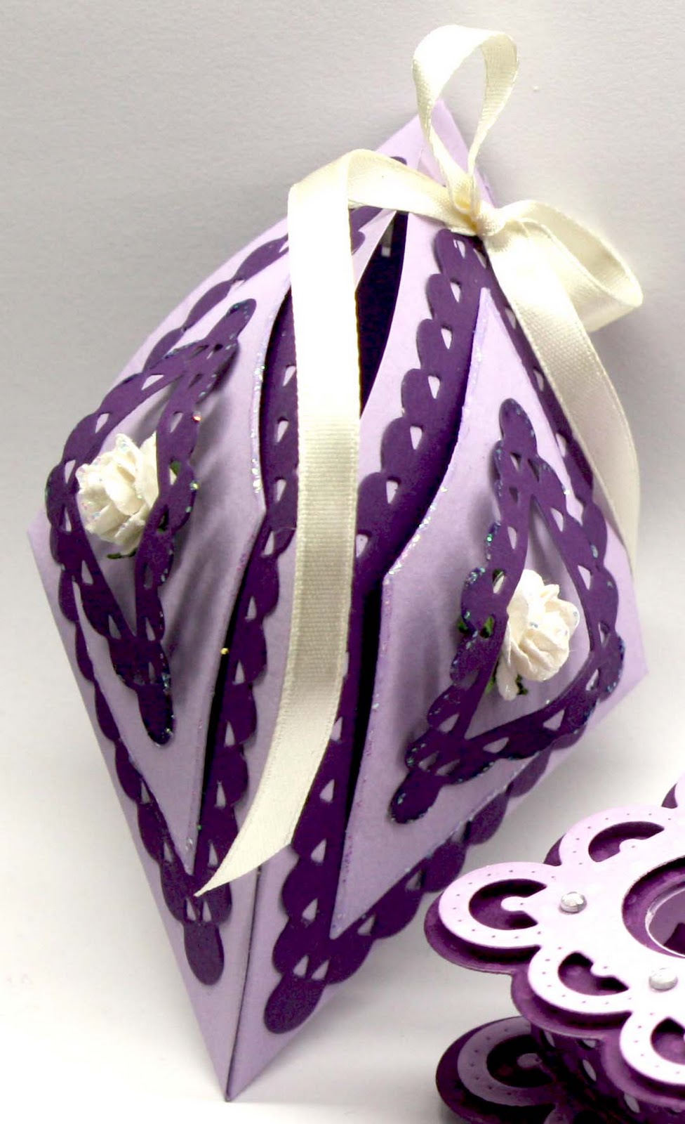 Wild Orchid Crafts: Diamond Shape Candy Box