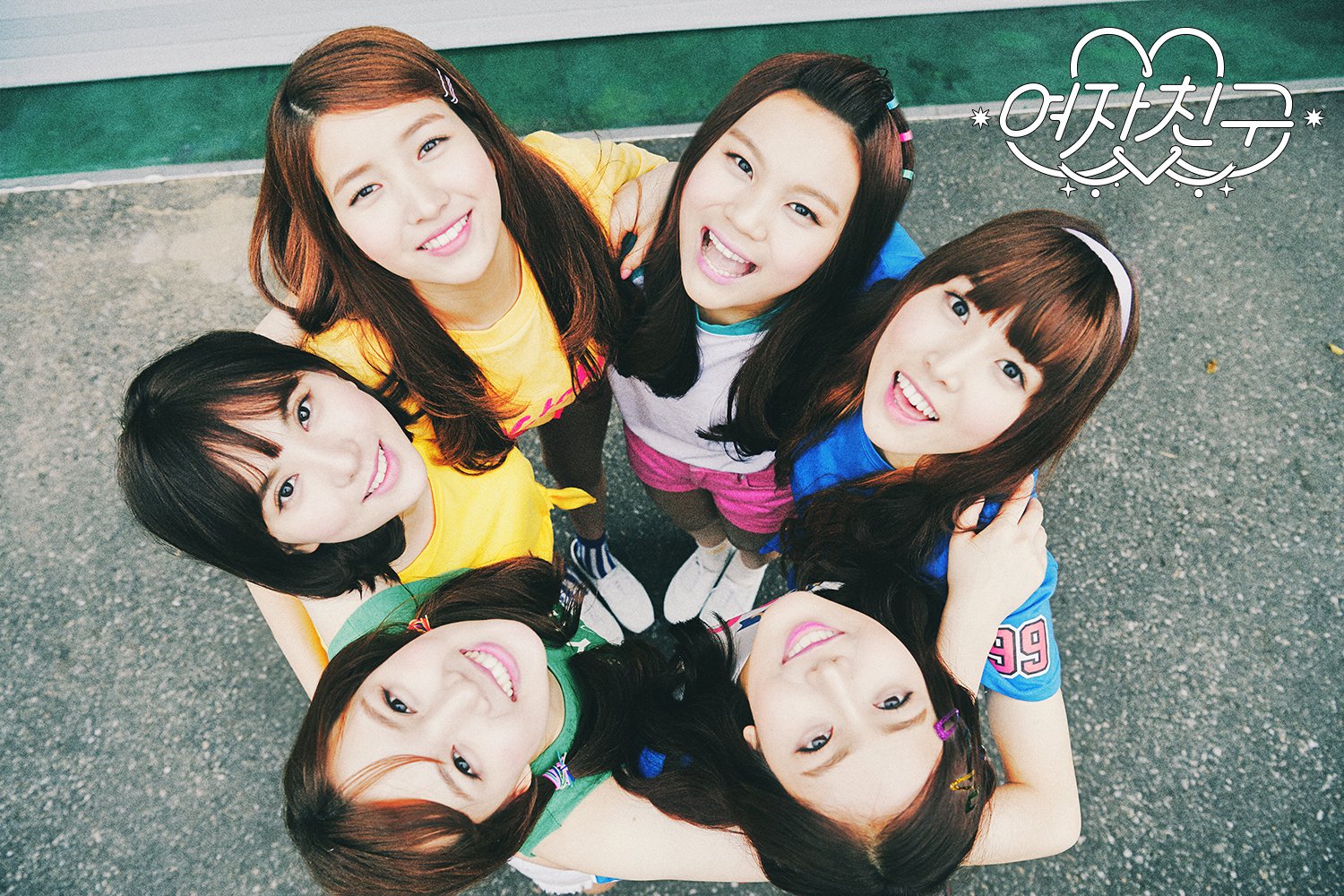 GFRIEND drops teaser images for first album 'LOL' :: FOOYOH ENTERTAINMENT