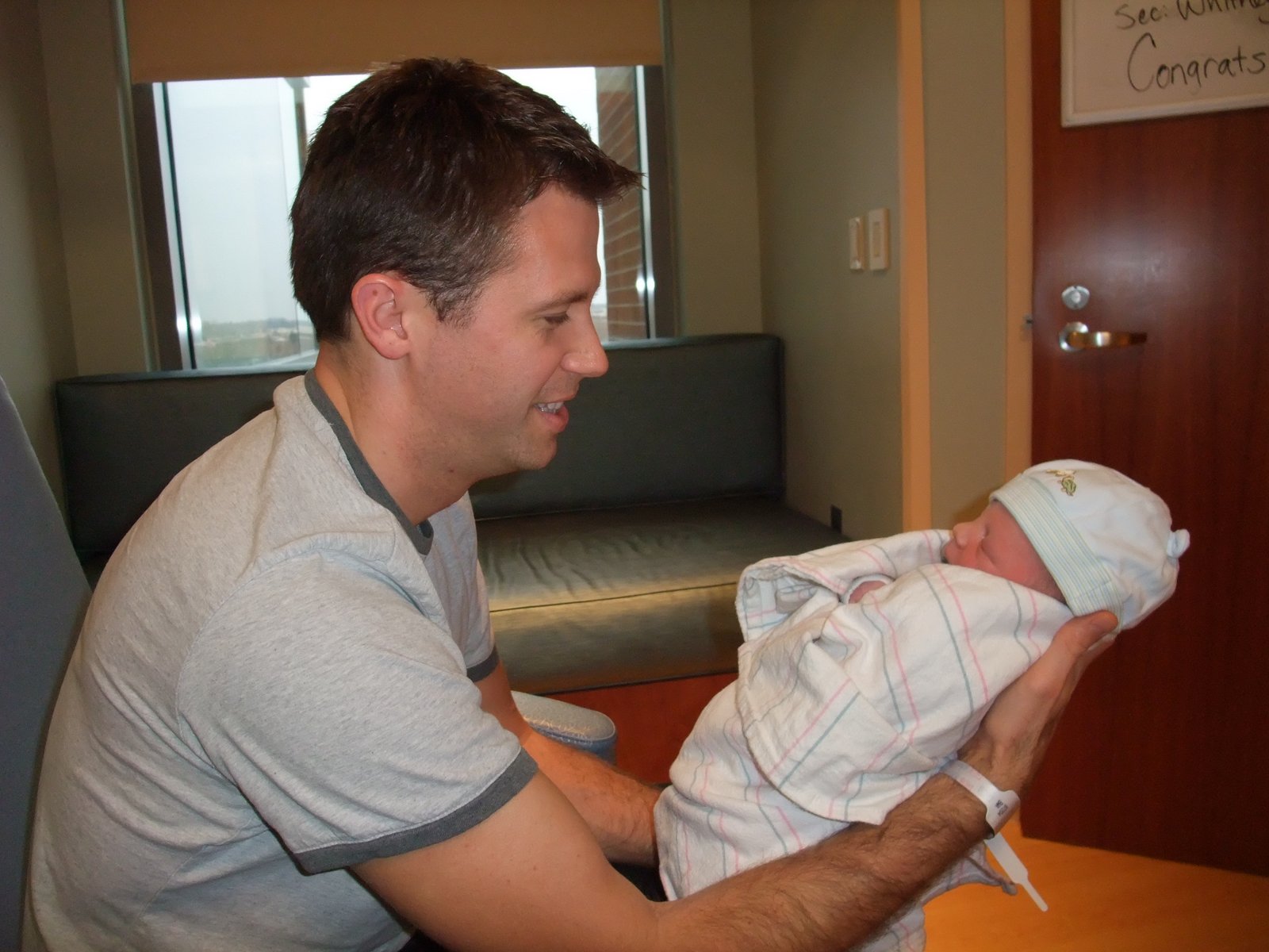 Kevin and Amy's World: Carson Michael enters the world!