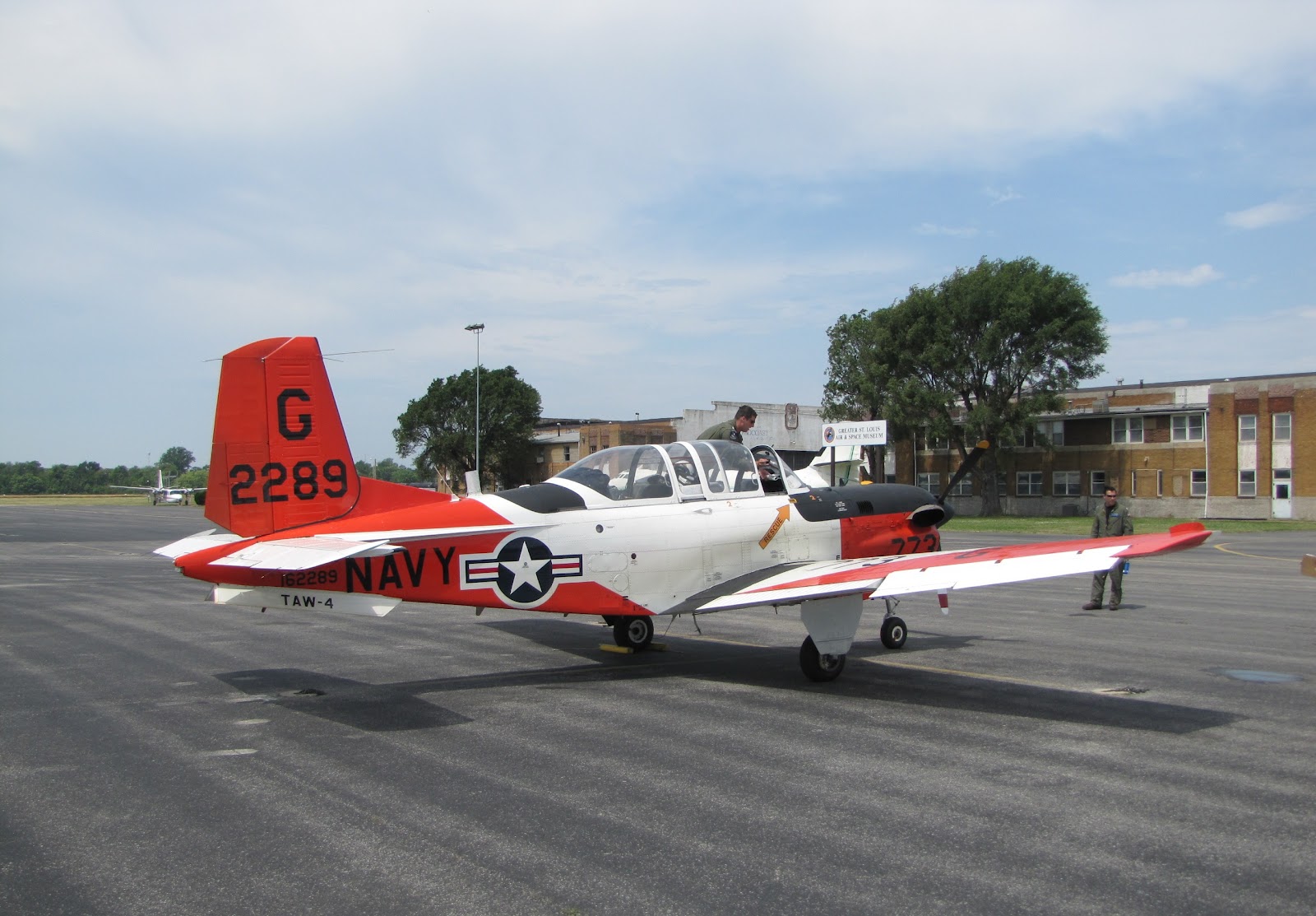 The Aero Experience: Sightings: U.S. Navy T-34C Turbo Mentors at St ...