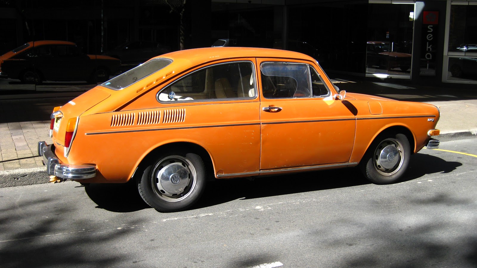 Aussie Old Parked Cars: 1973 Volkswagen 1600 Type 3 Fastback