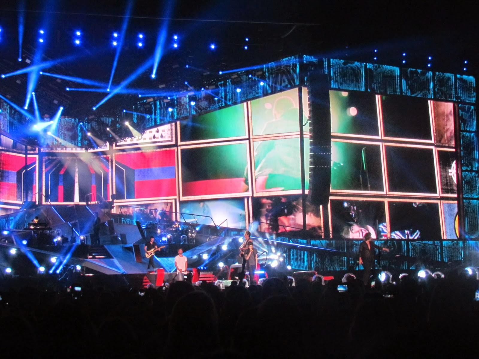 The Road to One Direction (and 5SOS) — life according to francesca