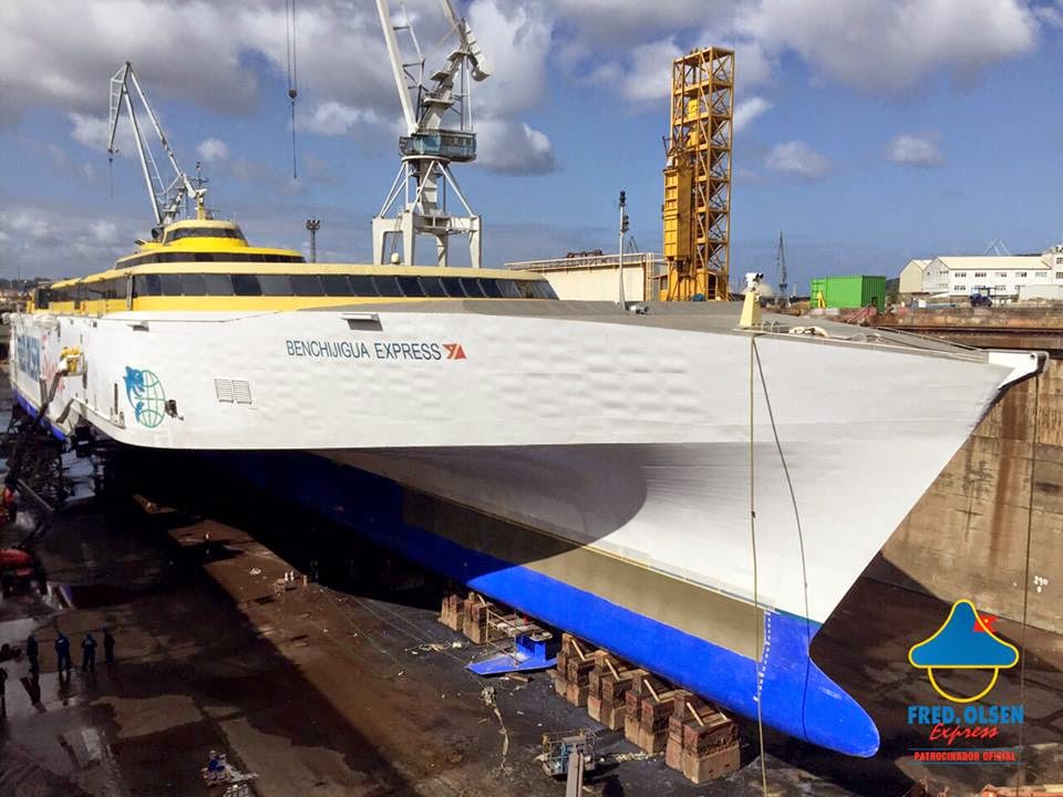 FERRYBALEAR: El rápido "Benchijigua Express" de la Naviera Fred.Olsen ...