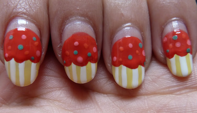 NailsByStephanie: Tutorial: Cupcake Nails!