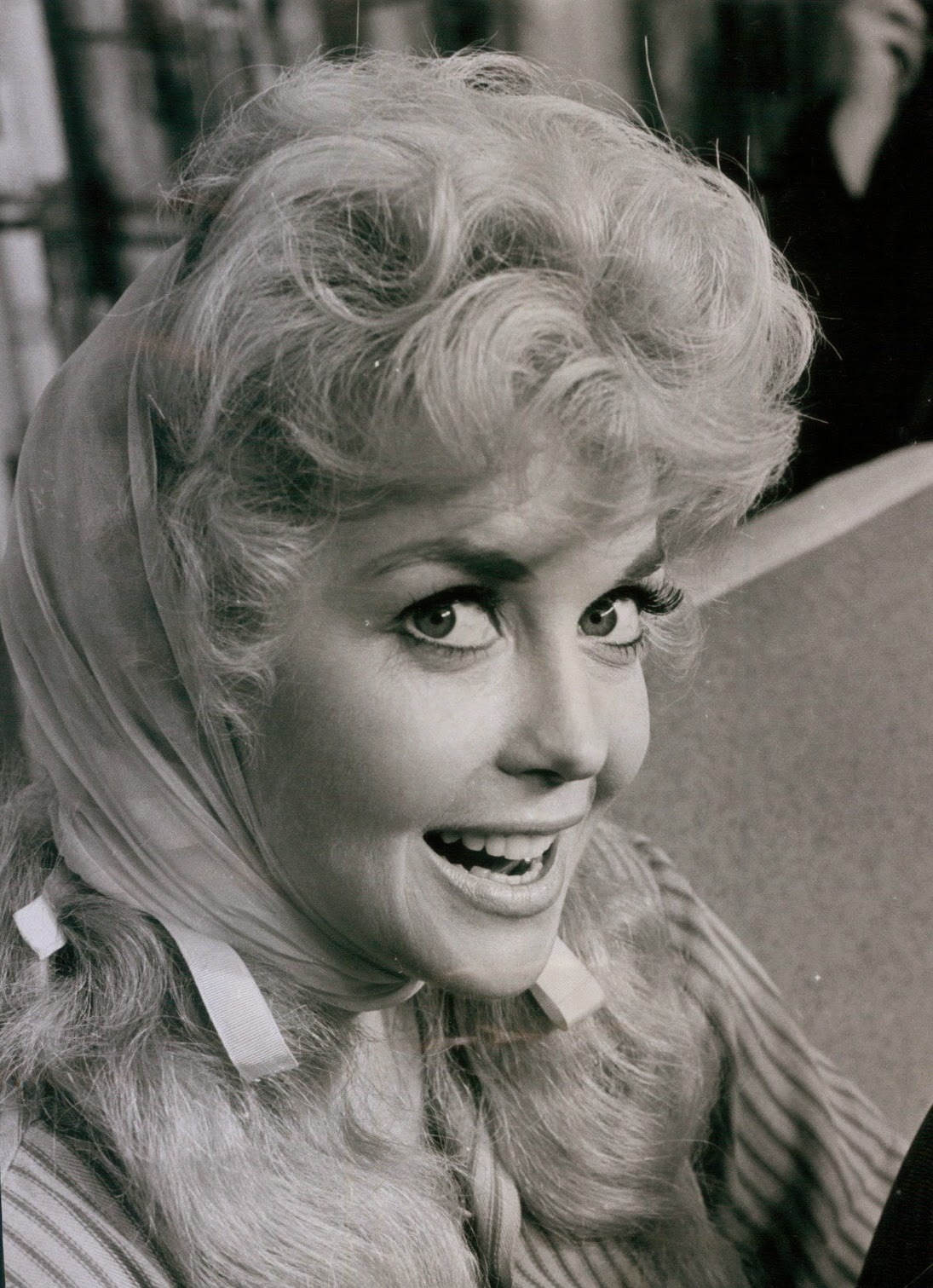 Tralfaz: Divorce For Doris, aka Donna Douglas