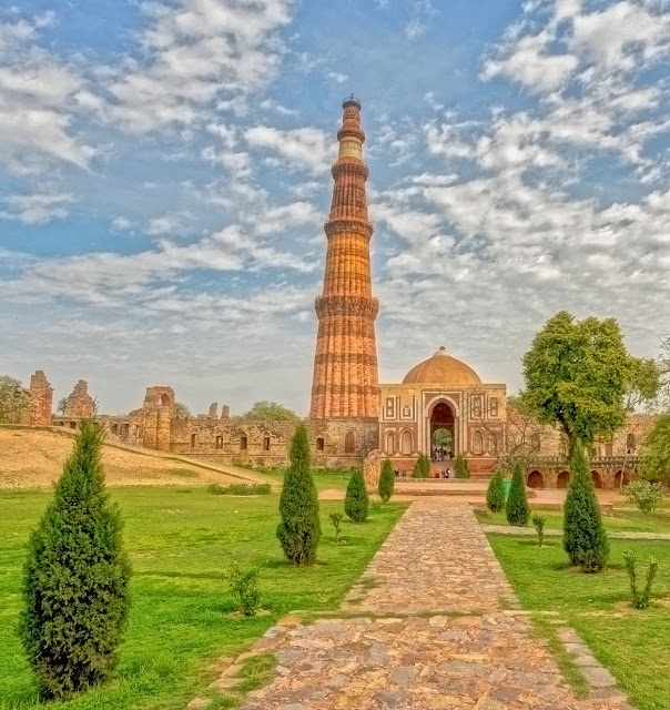 Qutub Minar - Delhi - India | Travel life journeys