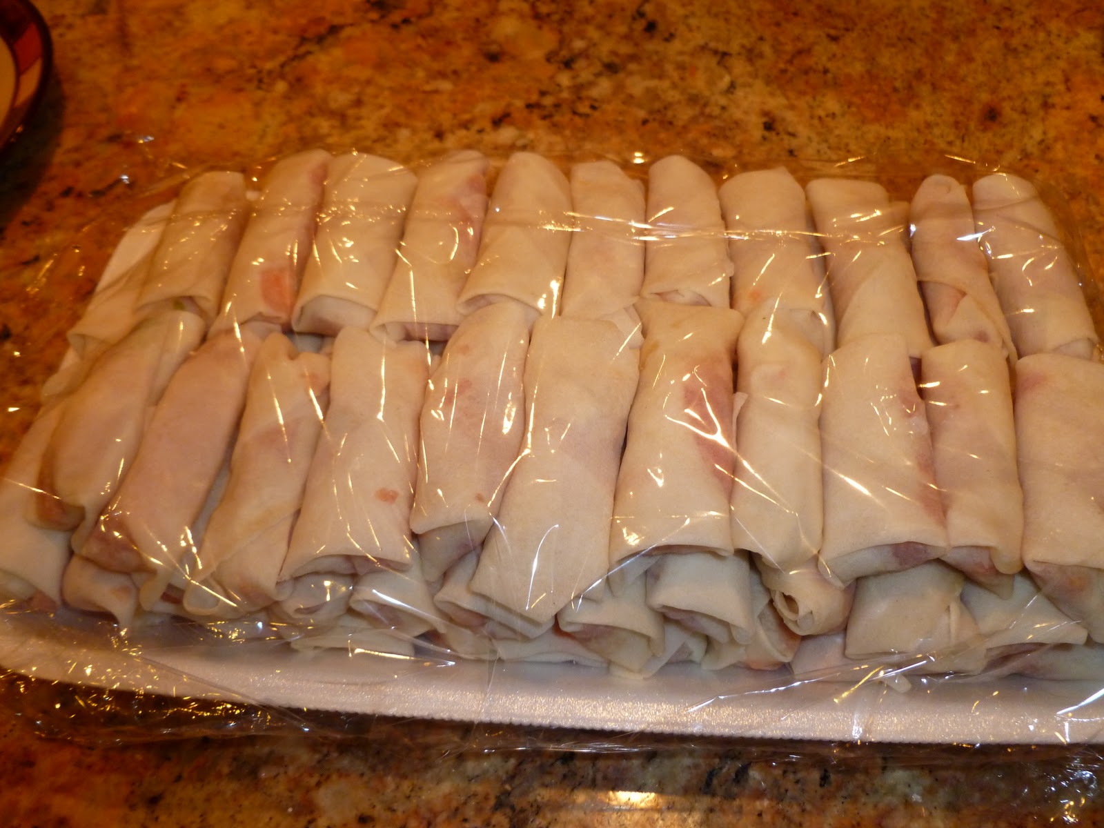 The Pastry Chef's Baking: Pictorial guide to making lumpia
