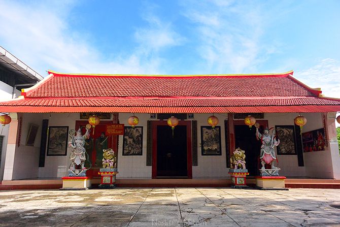 Menyusuri Jalan Kampung Heritage Karangturi Lasem - Nasirullah Sitam