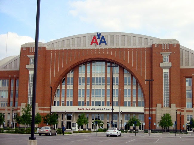 buildings for all of us: #11 - Brady Davis - American Airlines Center