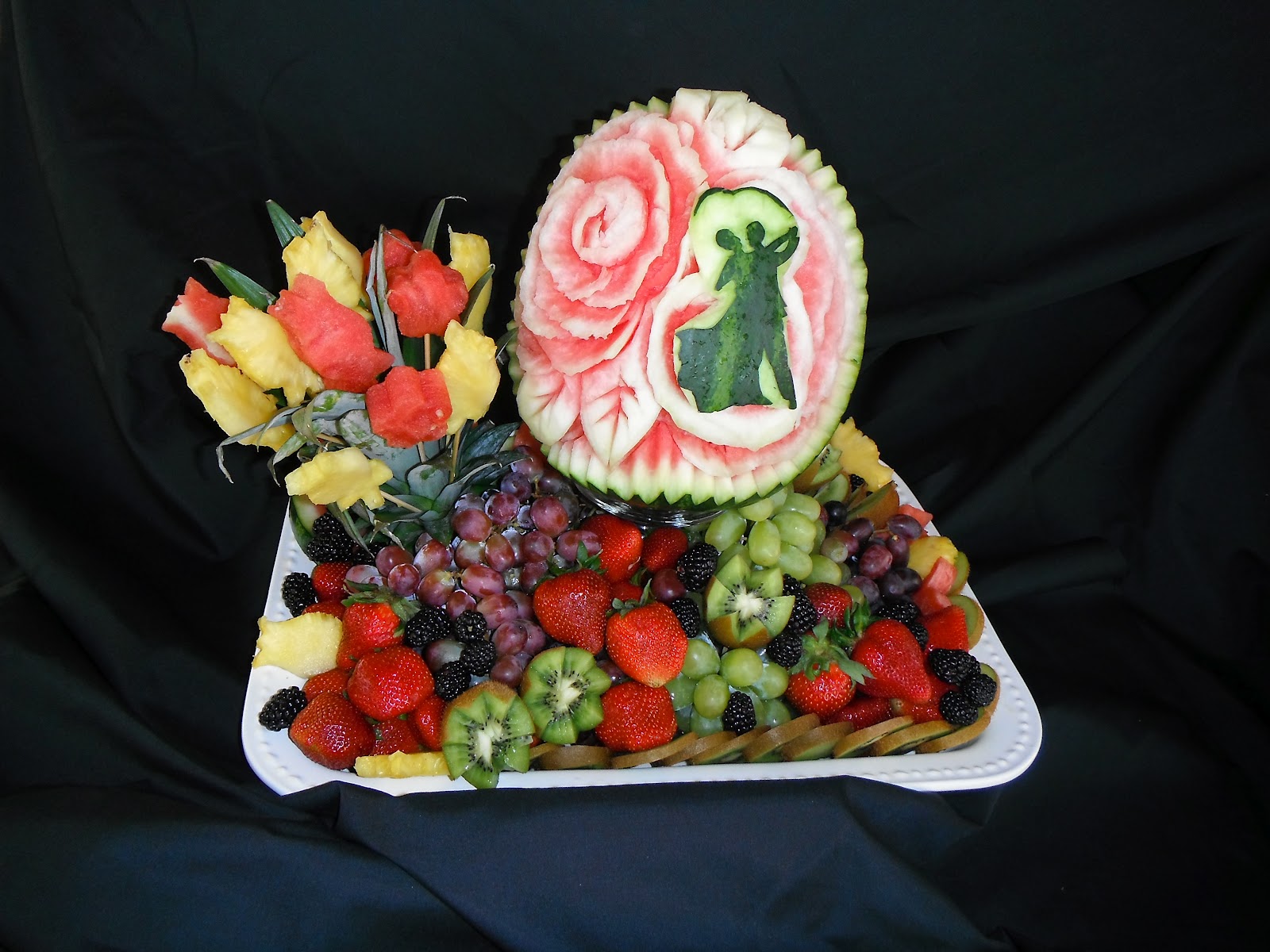 Fruit Platter Can Say It: Let's dance watermelon