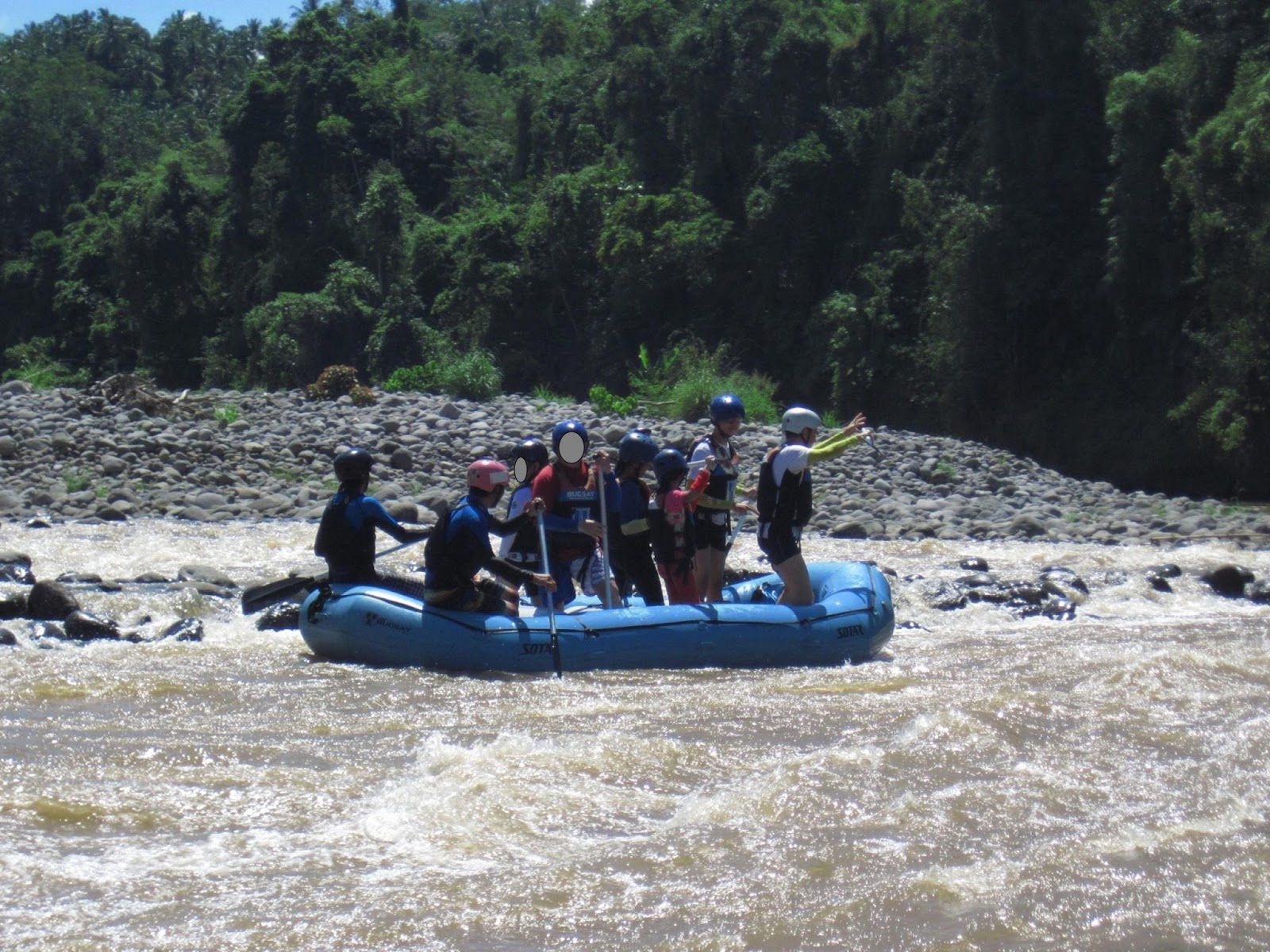 Stay, Stray, Play and Feast: White Water Rafting in CDO Extreme ...