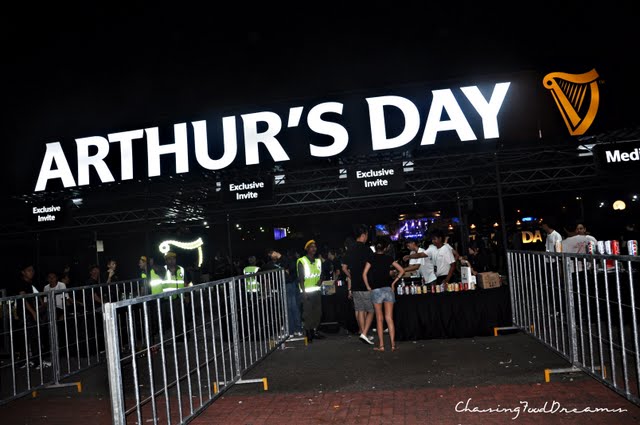 CHASING FOOD DREAMS: Arthur’s Day 2011, Speed City KL: Toast to Arthur!