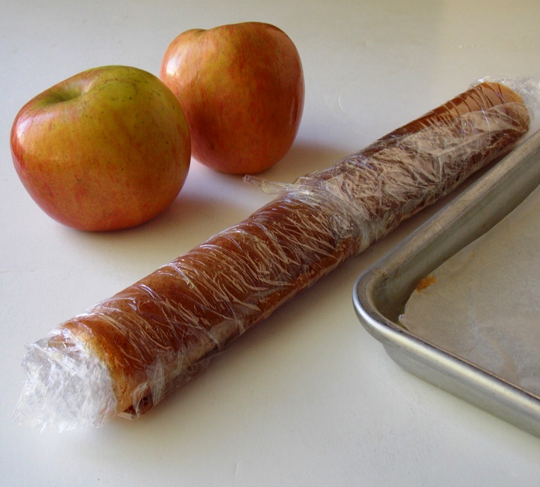 Cleo Coyle Recipes.com: A Writer's Snack: Easy Apple Sauce Fruit Roll ...