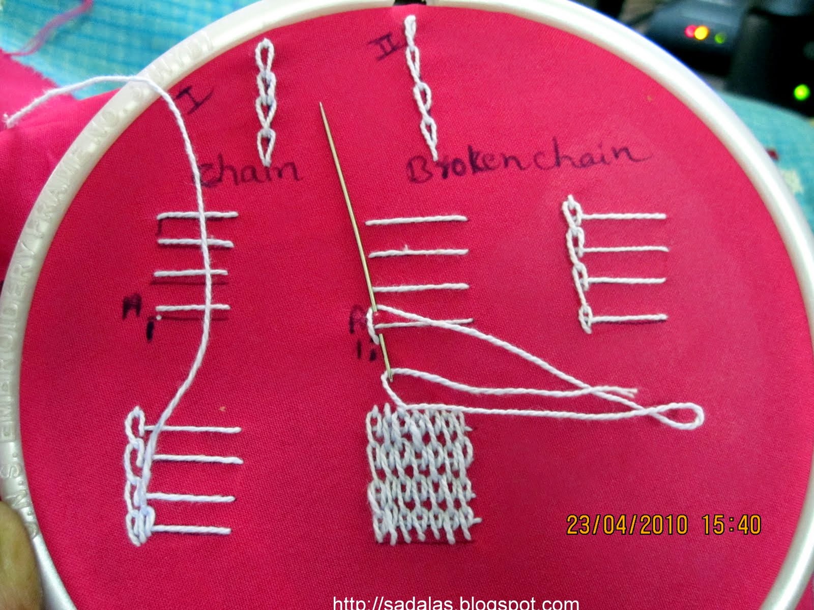 Sadala's Embroidery: Tutorial: Knotted broken chain stitch