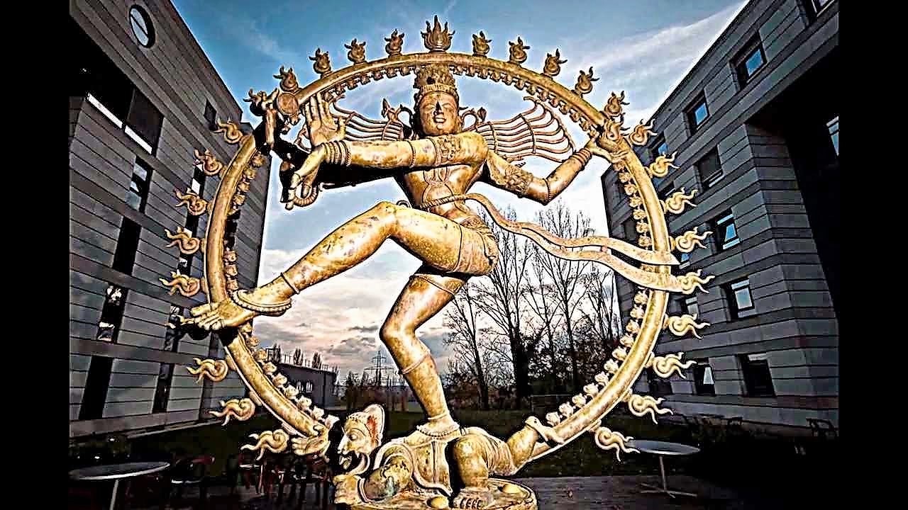 O cão que fuma...: A suástica