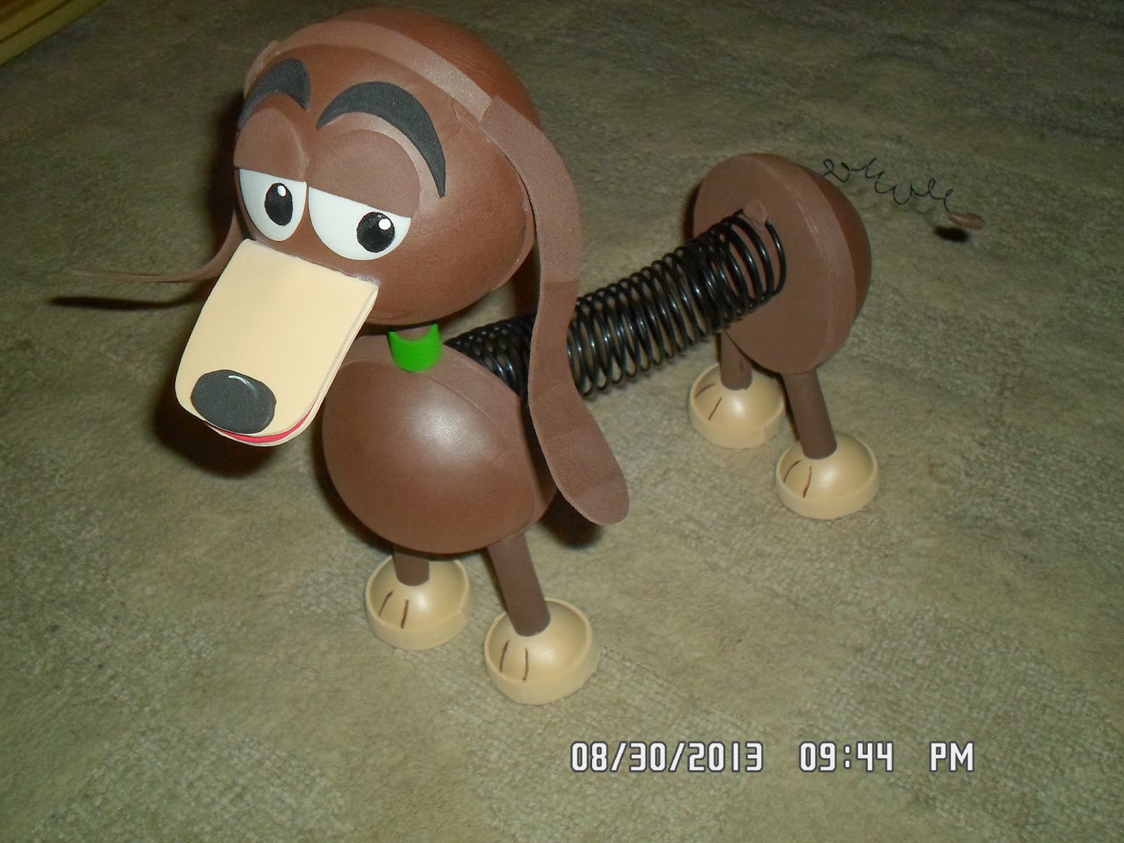 criando art by Roseli: Cachorro de Mola Toy Story