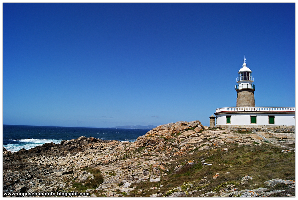 Un paseo,una foto: Faro de Corrubedo. Riveira (A Coruña)