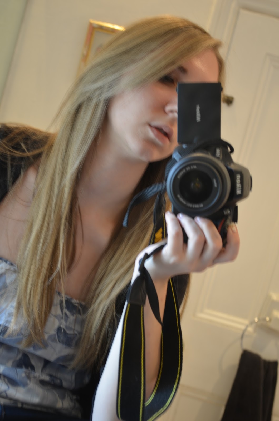 Curiouser and Curiouser...: REVIEW: Lisa Shepherd London