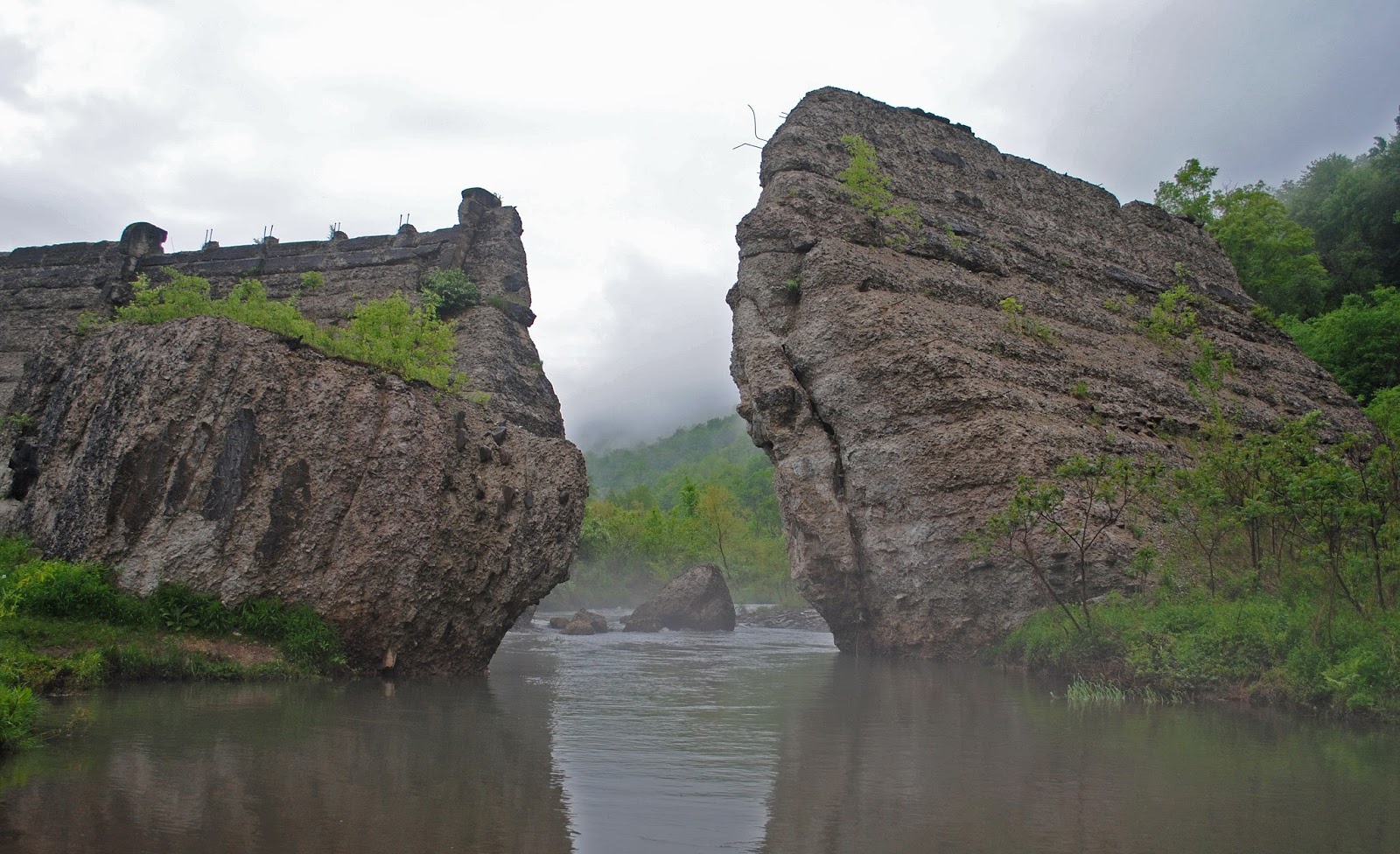 Bandit Outdoors: The Austin Dam...A Dam Good Place to Visit