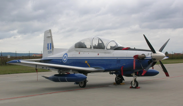 Defensa y Armas: Avión T6-C Texan II