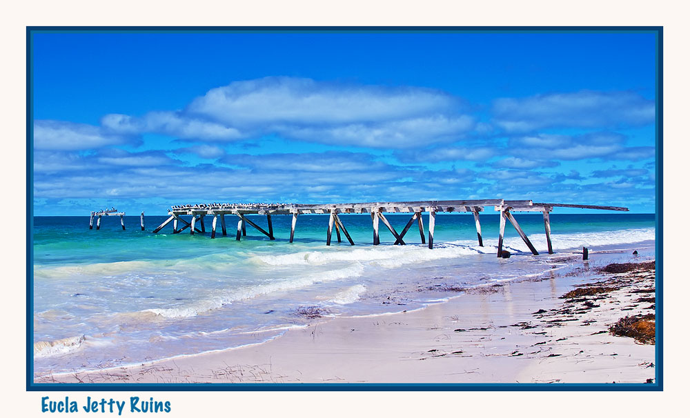 BigRedBusTouringCo.com: Big Red Crosses The Nullabor