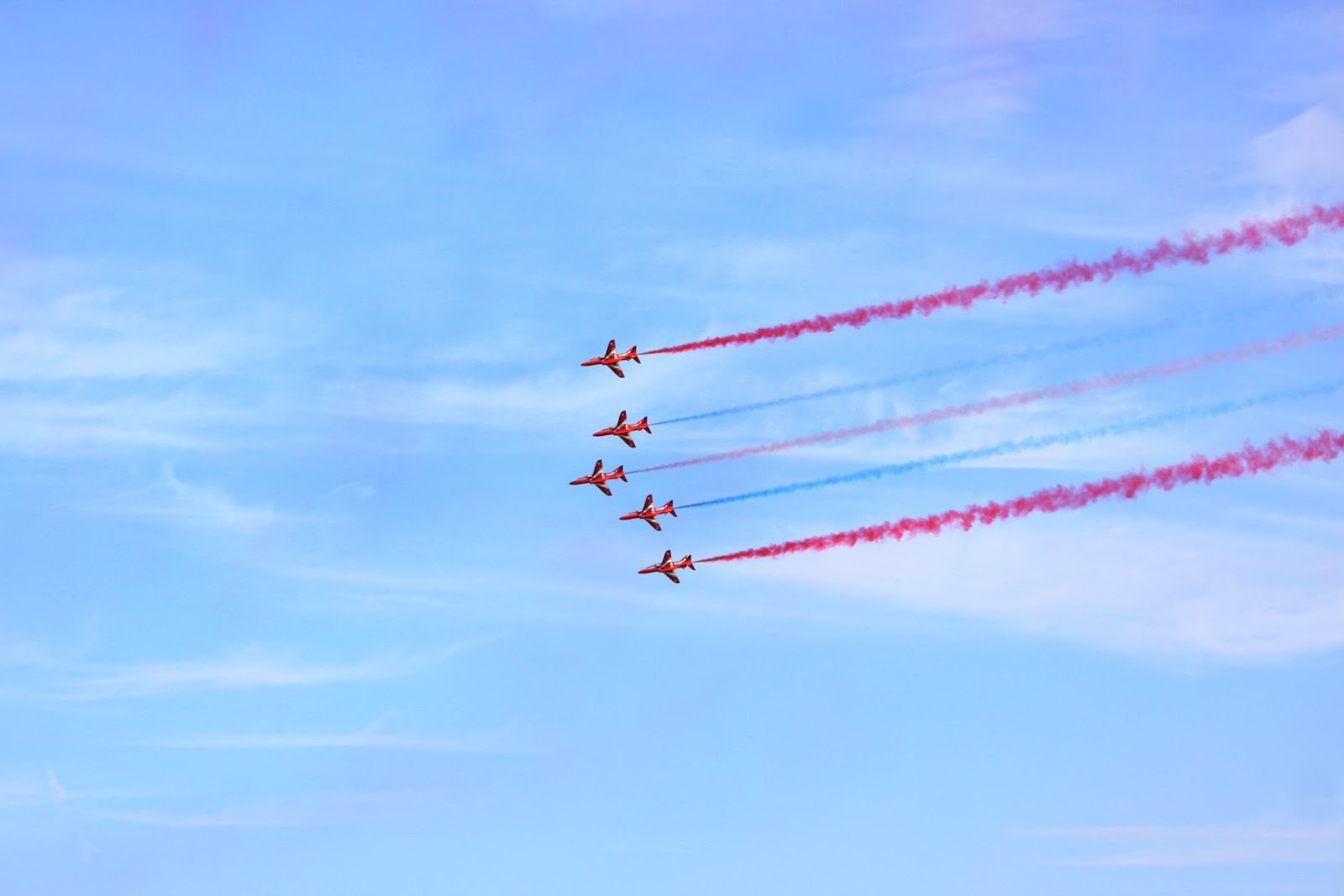 Steve on Hastings: Red Arrows above Hastings