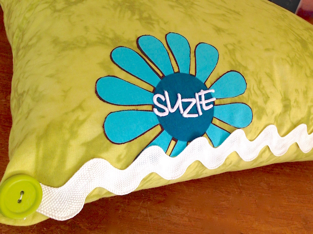 A special pillow for the pup