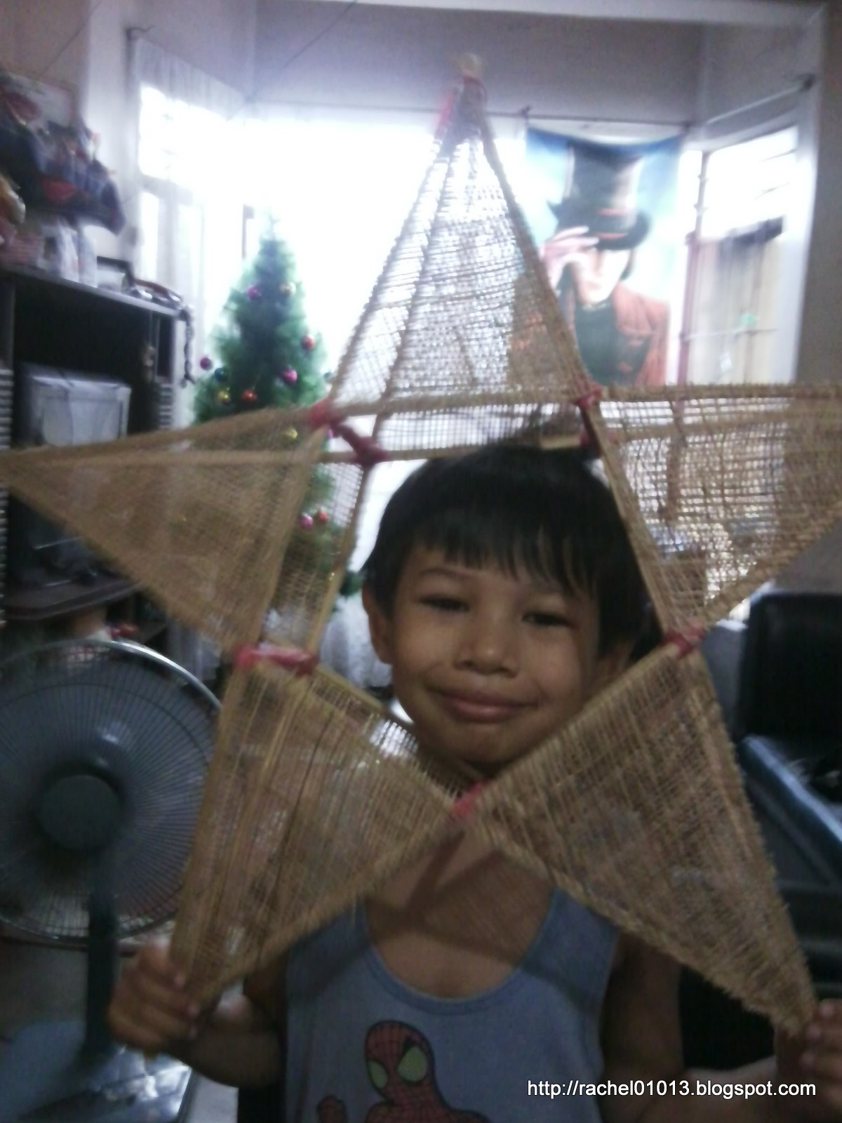A Day in the Life: How to make a Christmas Parol