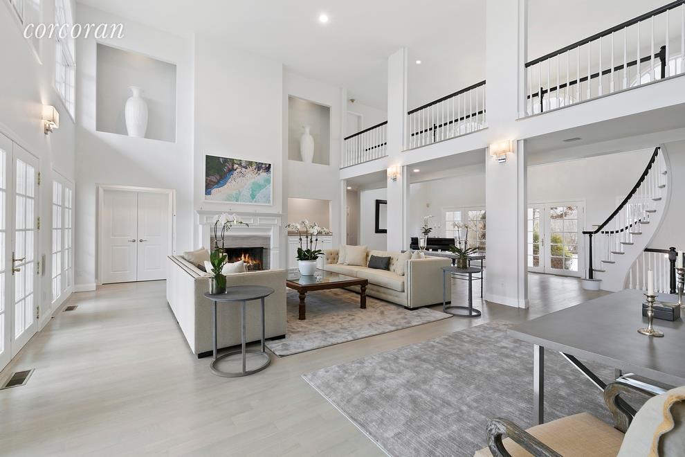 Live Like A Star: Ramona Singer - #IHeartHollywood