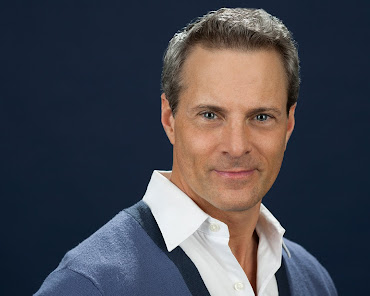 Eric Dean Davis, AEA