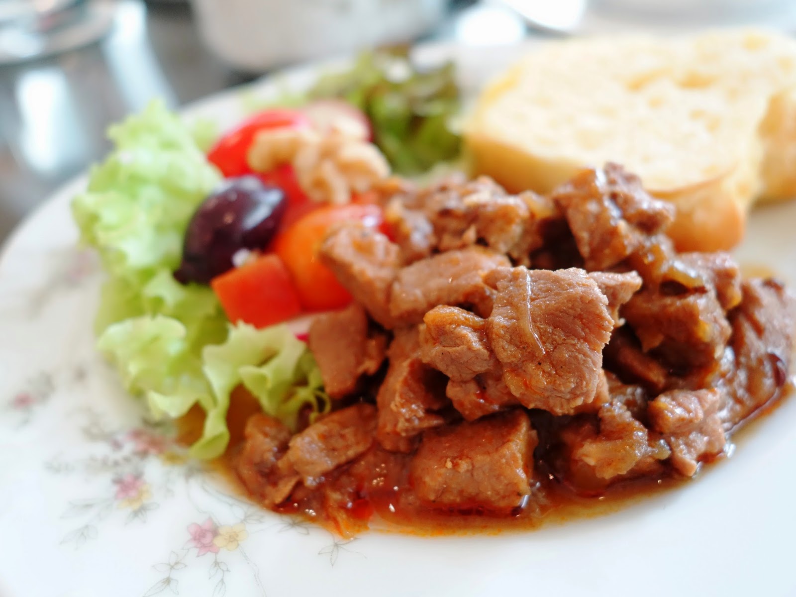 PinkyPiggu: English Afternoon Tea Buffet At L'Espresso, Goodwood Park ...