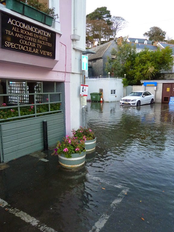 Bursledon Blog: Fowey Floods