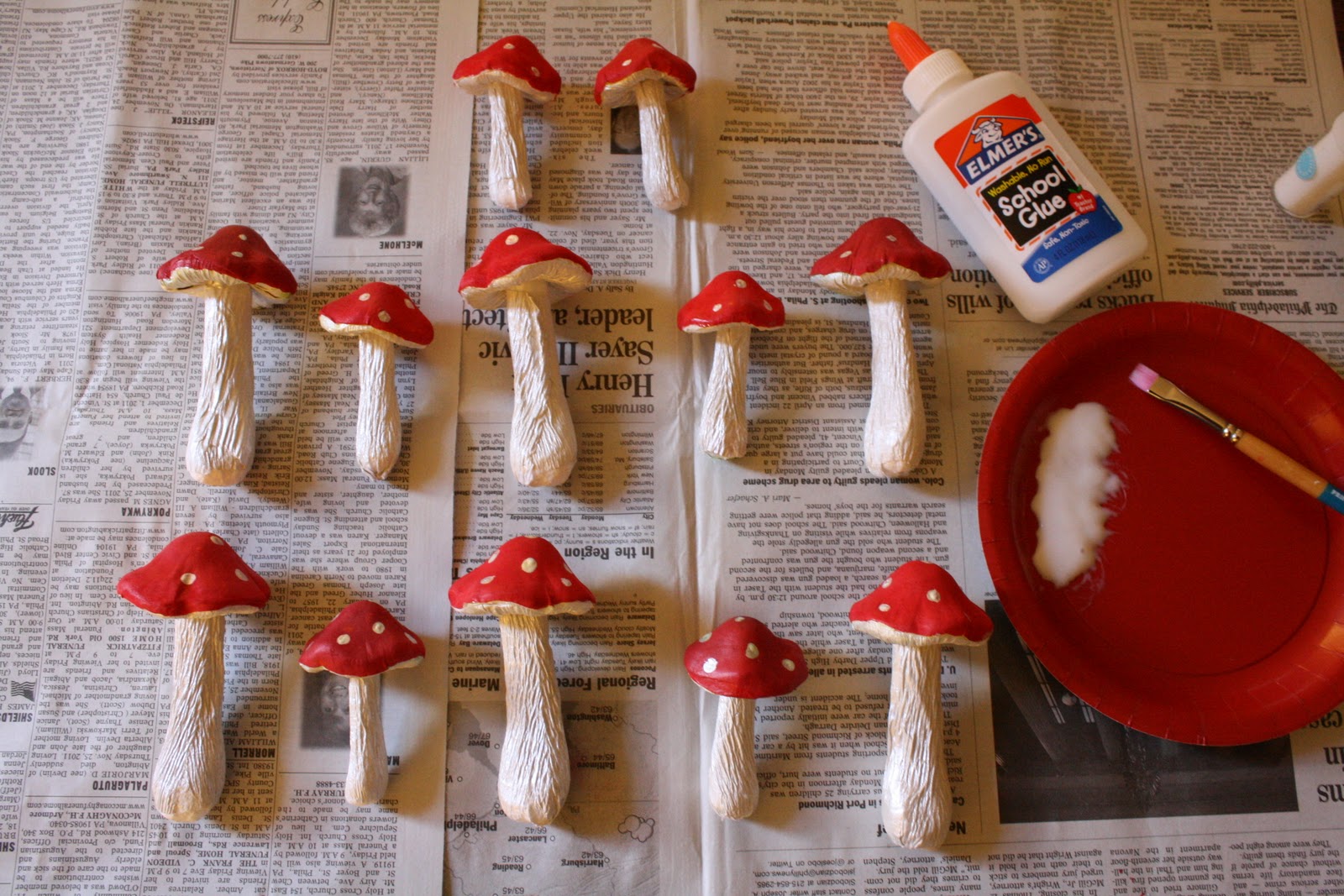 Meet Me in Philadelphia: Christmas Craft #1: Toadstool Ornaments