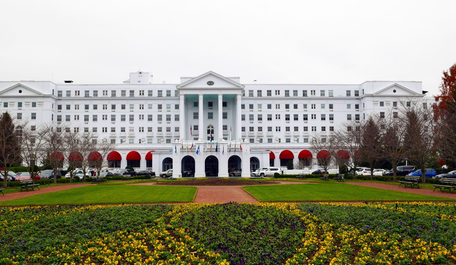 Travel Guide: A Winter Getaway at the Greenbrier - C'est Bien by ...