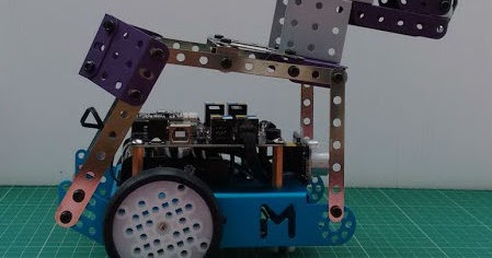 Roby the mBot Meccano Scratch Robot Dog